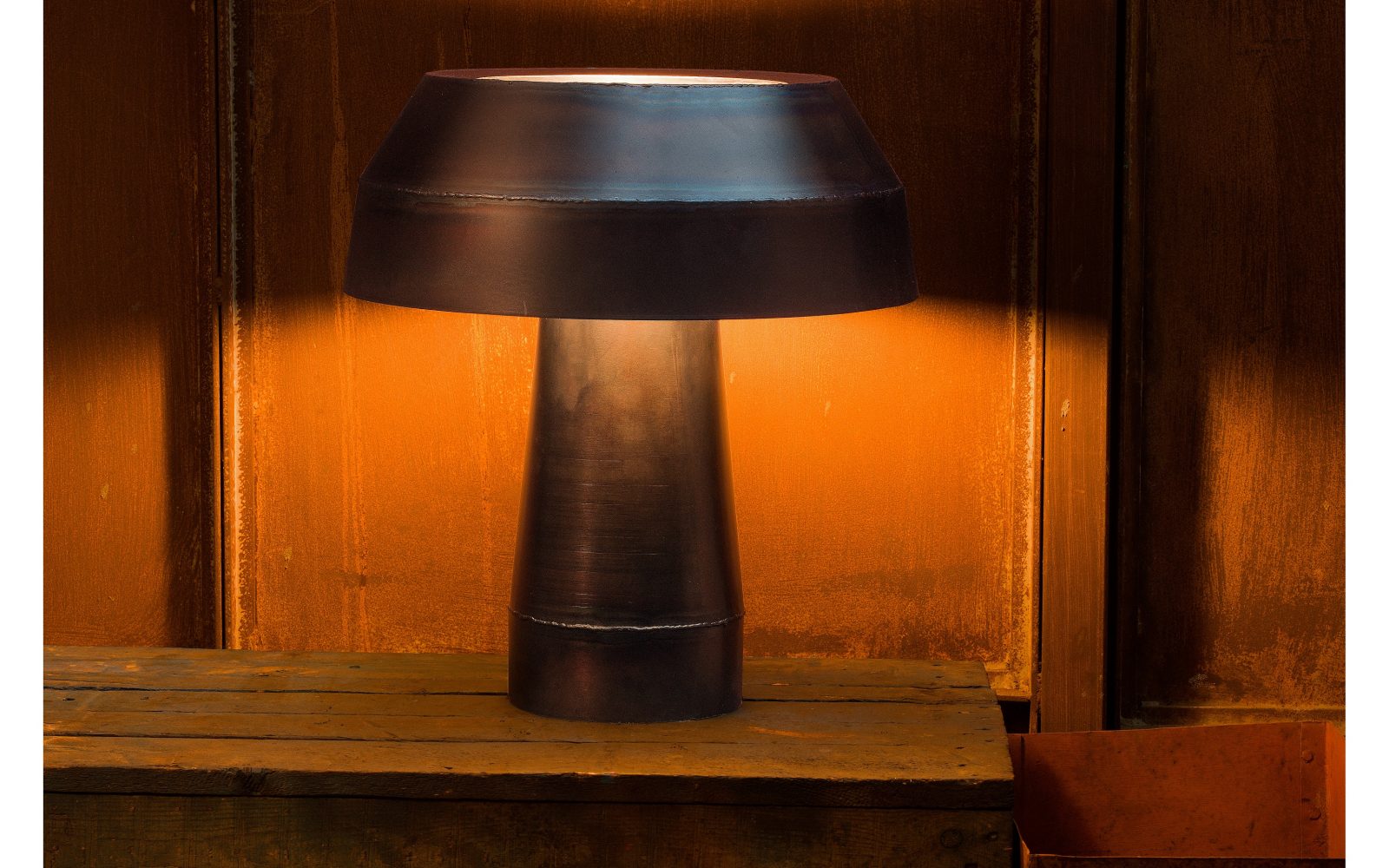 diesel-heavy-metal-tafellamp-sfeer - Jan Luppes interieurs & Melles ...